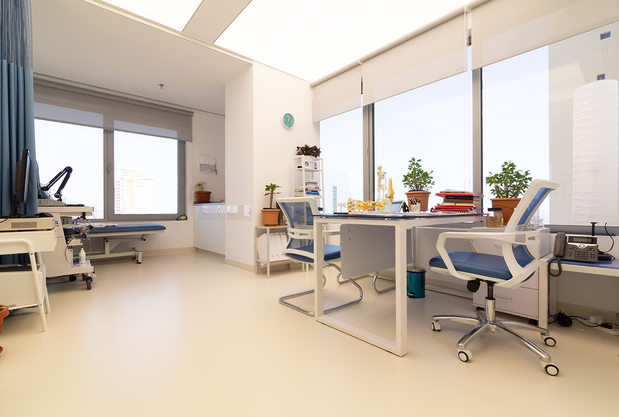 Wara Hospital Kuwait | Neurology | Urology | Orthopedics